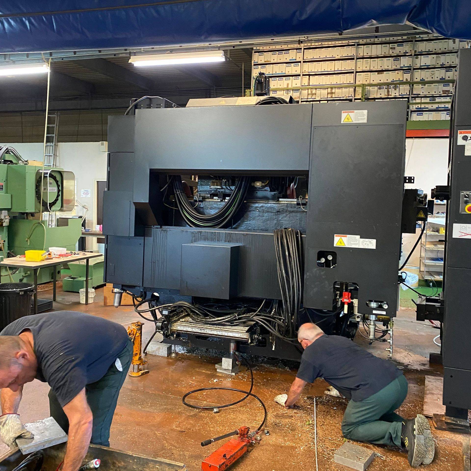 Spécialiste maintenance et levage proche de Tours - Polyservice 37